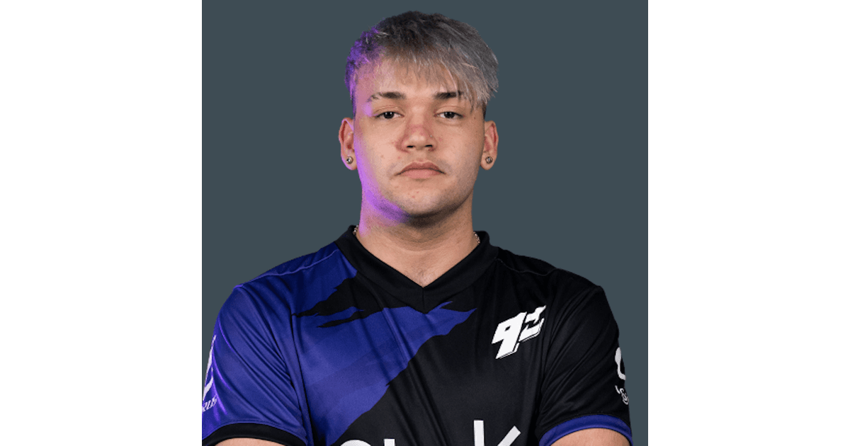 rox CS2 Settings, Crosshair, Sensitivity & Config 2025: Launch Options ...