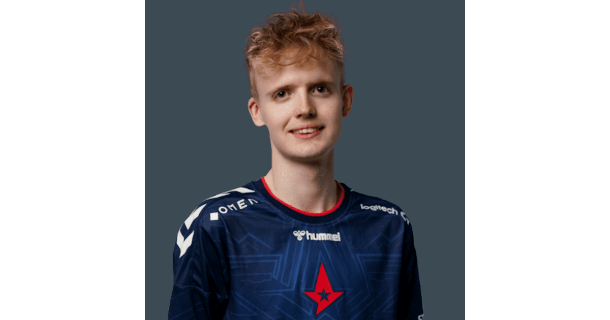 Fessor: Stats, History, Earnings and Achievements