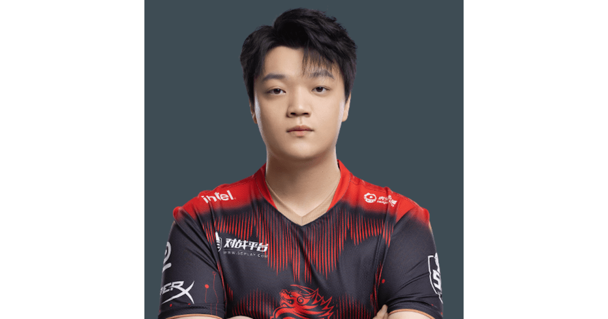 2025年SLOWLY的CS2设置、十字准星、灵敏度和配置：启动选项、视频、鼠标和硬件