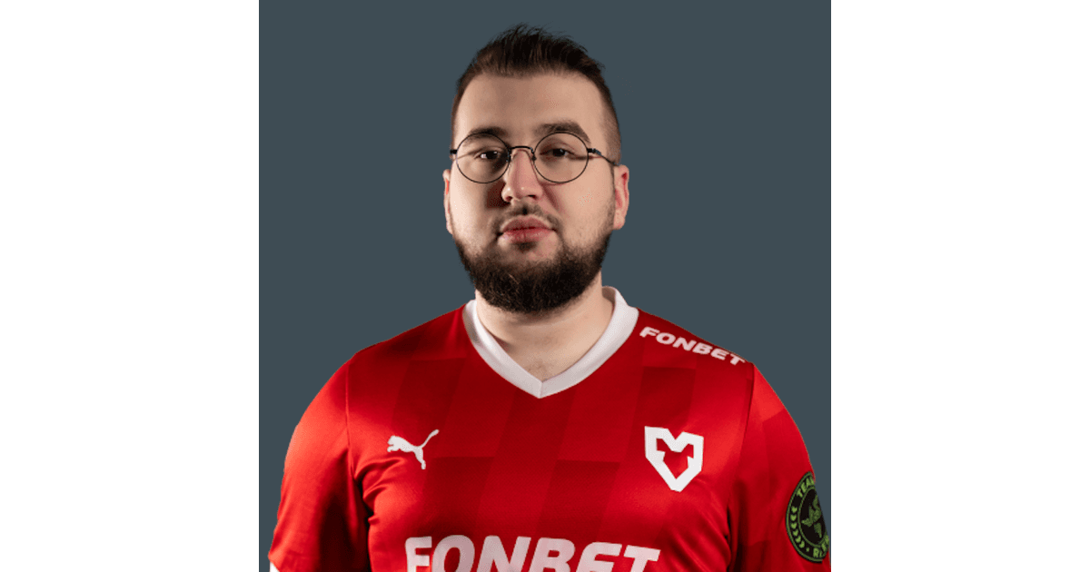 2025年torzsi的CS2设置、十字准星、灵敏度和配置：启动选项、视频、鼠标和硬件