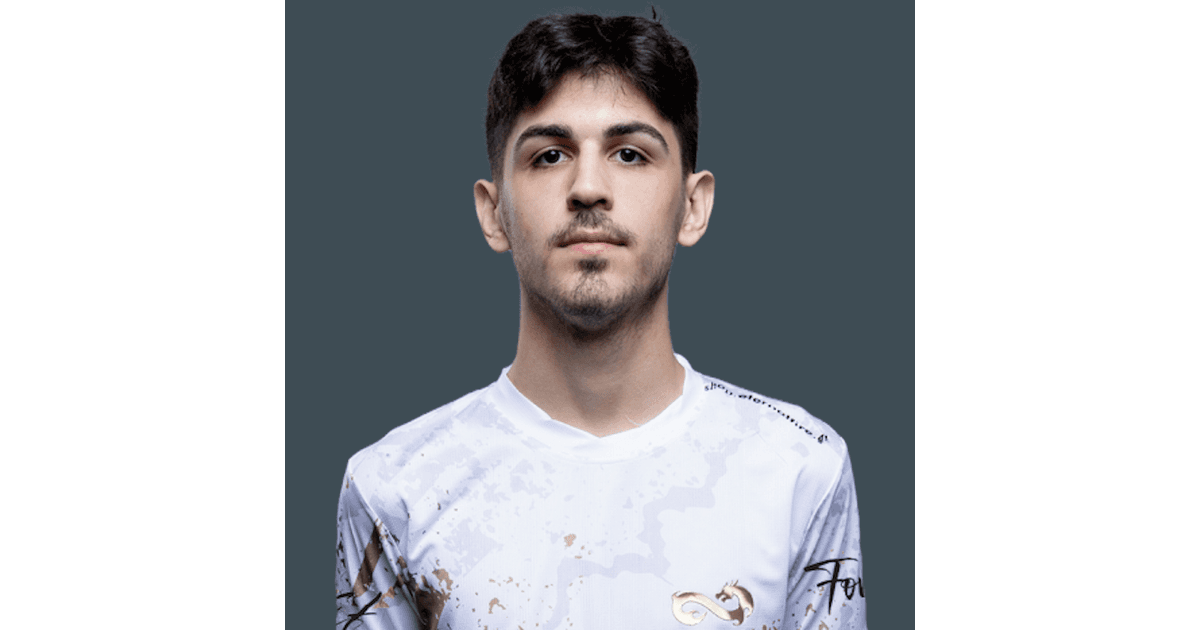 Wicadia CS2 Settings, Crosshair, Sensitivity & Config 2025: Launch ...