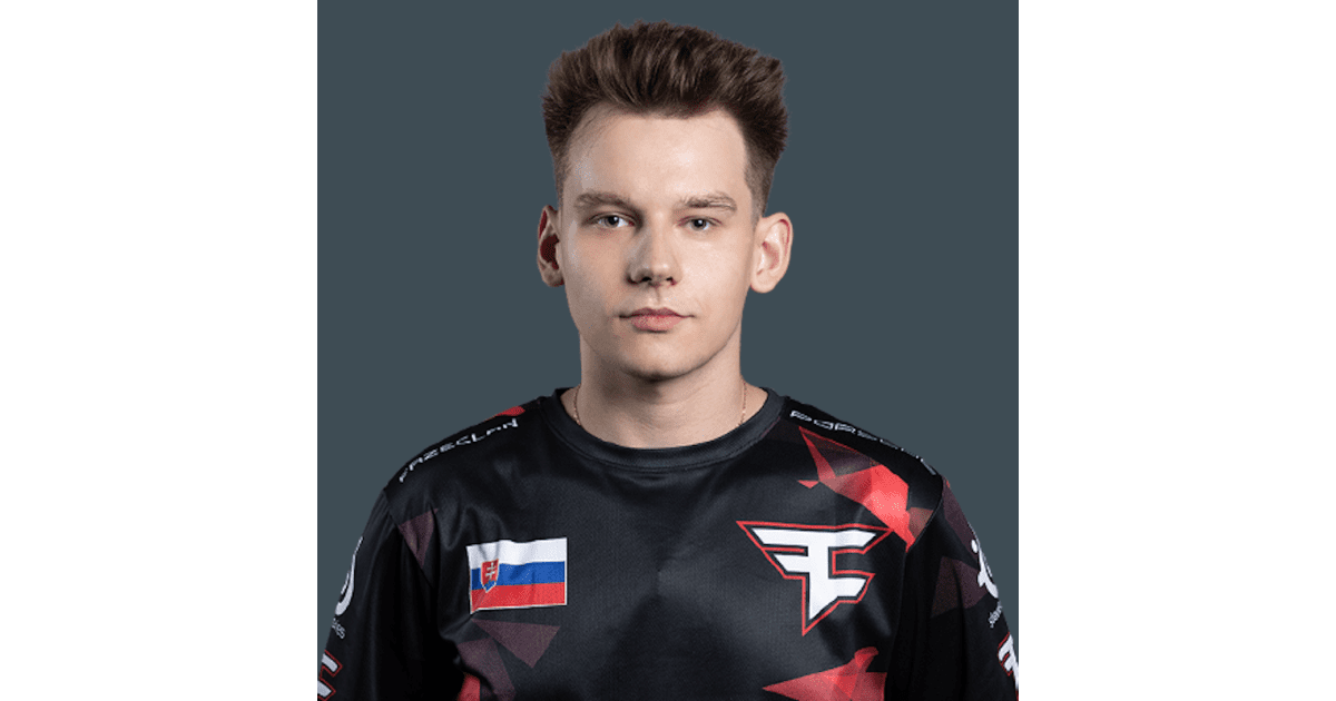 David frozen Čerňanský's Earnings in Esports