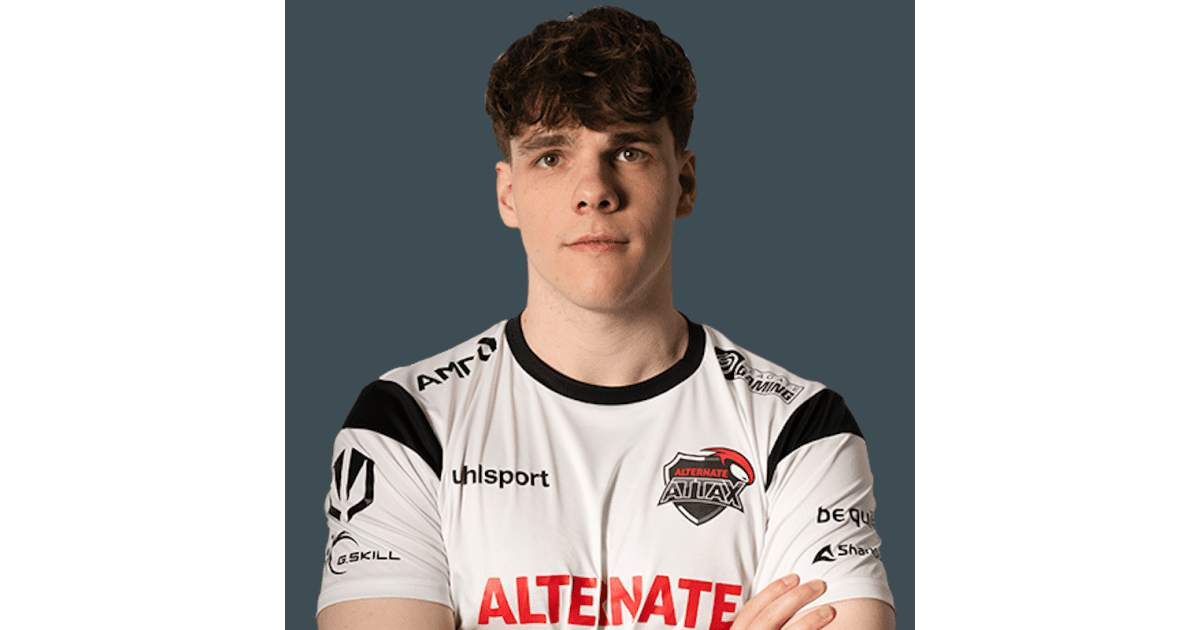 FreeZe: Stats, History, Earnings and Achievements