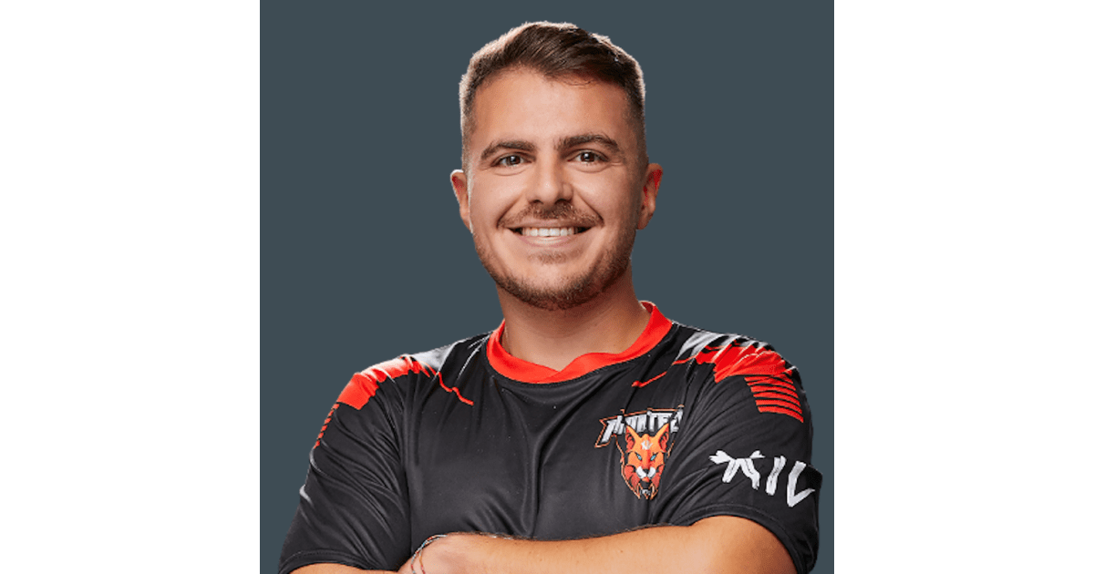 RIZZZ: Stats, History, Earnings and Achievements