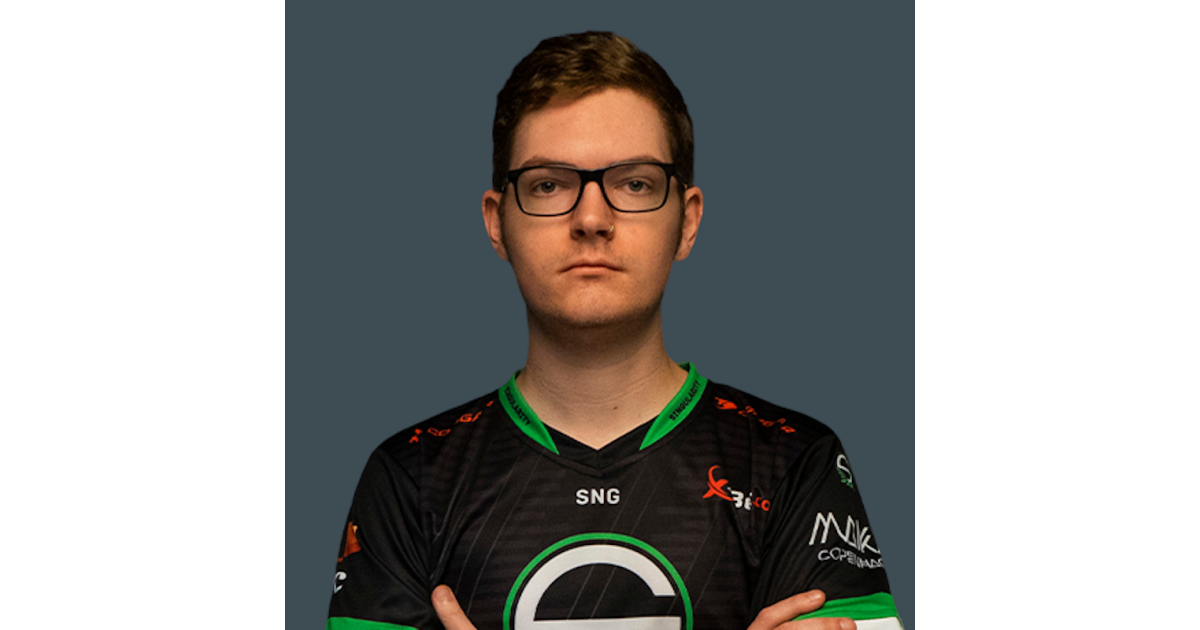 dazzLe: Stats, History, Earnings and Achievements