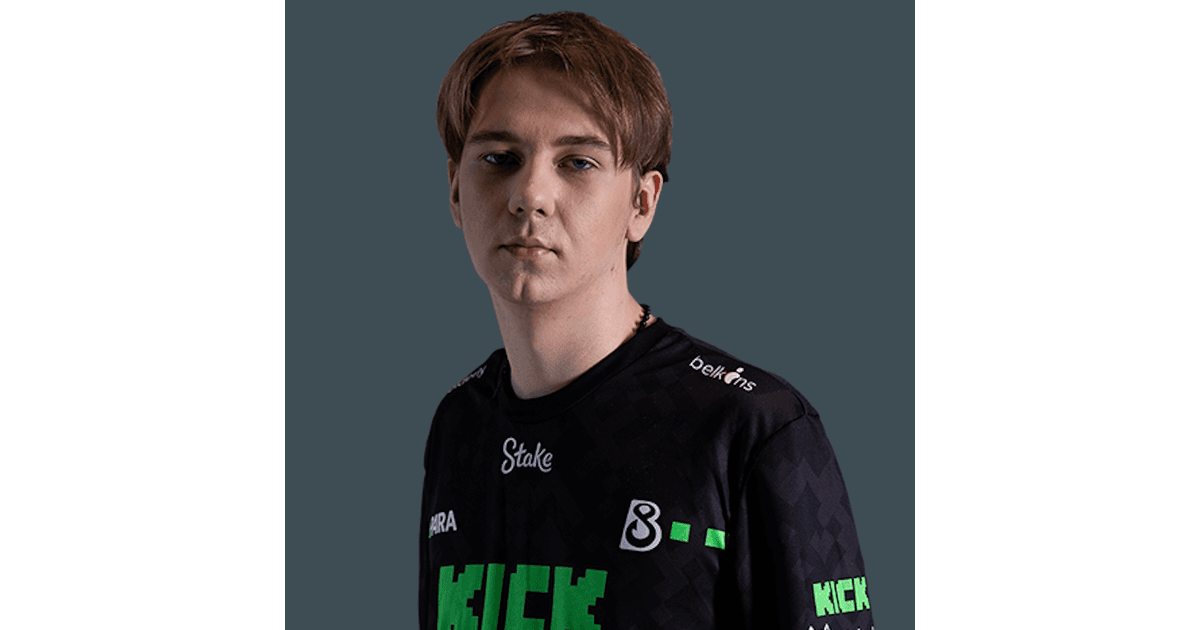 alex666 CS2 Settings, Crosshair, Sensitivity & Config 2025: Launch Options, Video, Mouse & Hardware